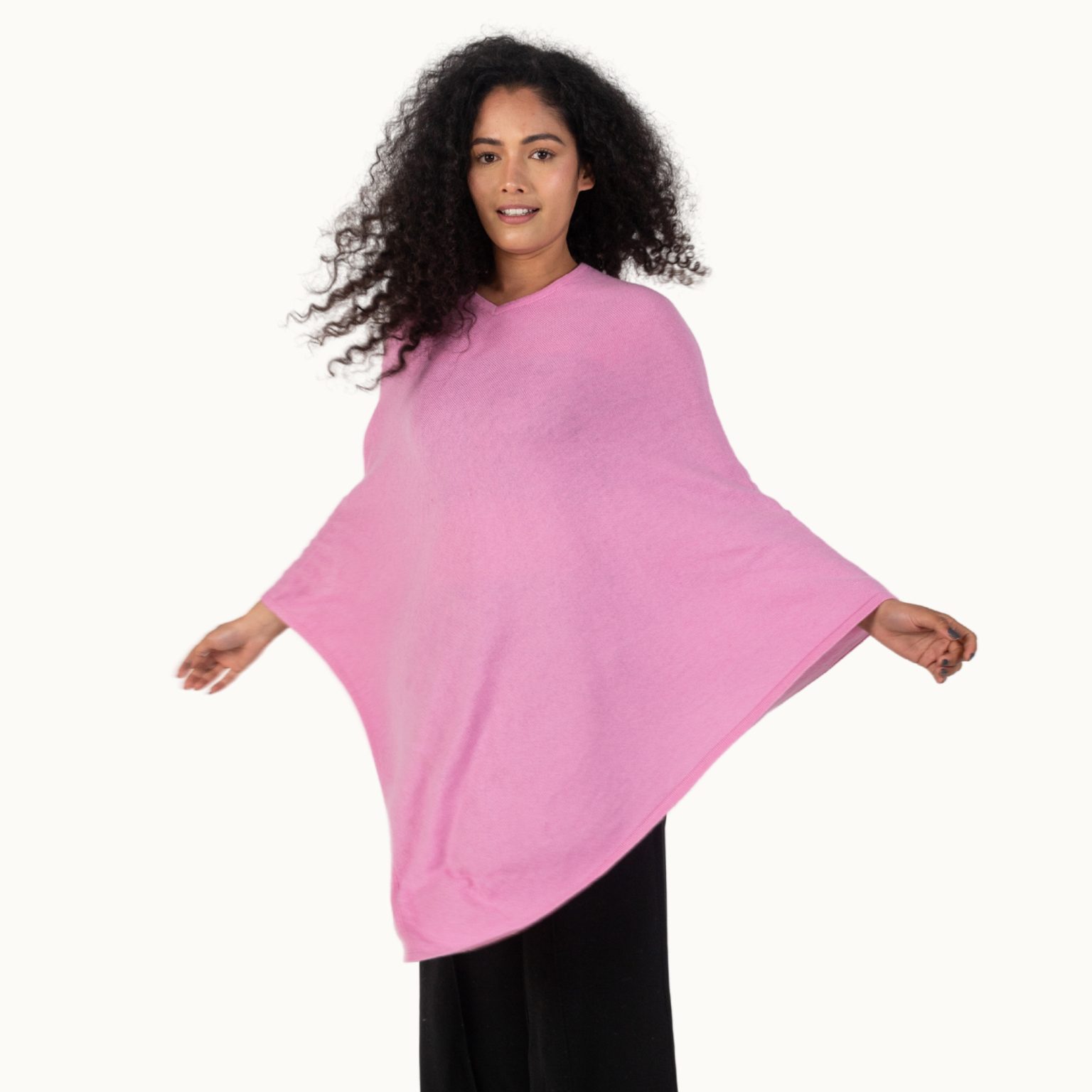 House of Pashmina : Luxurious Cashmere Knitwear, Shawls, Scarves and Poncho